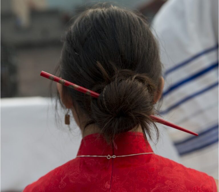 Hair Sticks | Trendy Accessories Making a Fashion Comeback