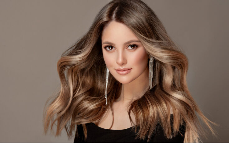 Highlights vs. Single-Process Hair Color | Which Is Best?