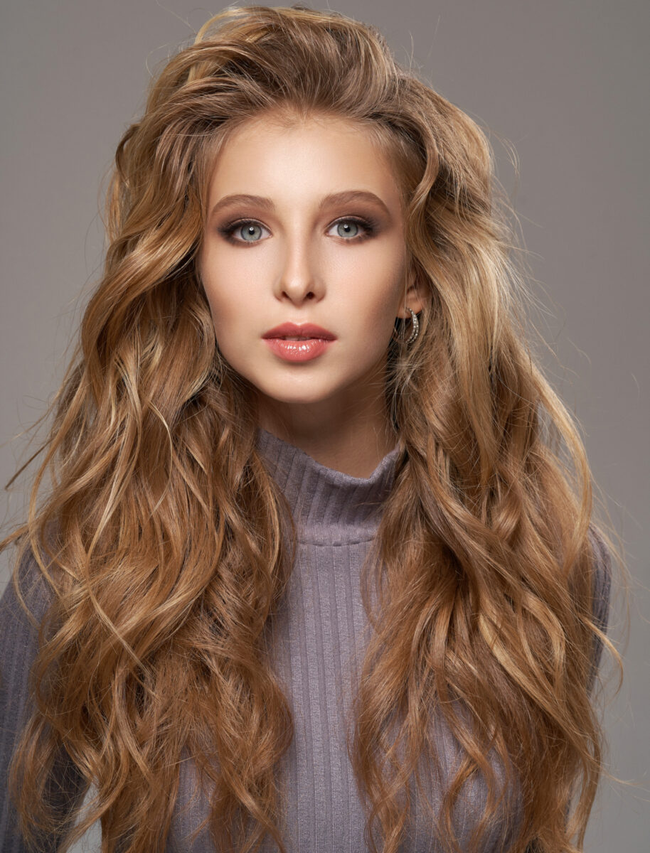 20 Gorgeous Ways To Rock Waist Length Hair In 2023