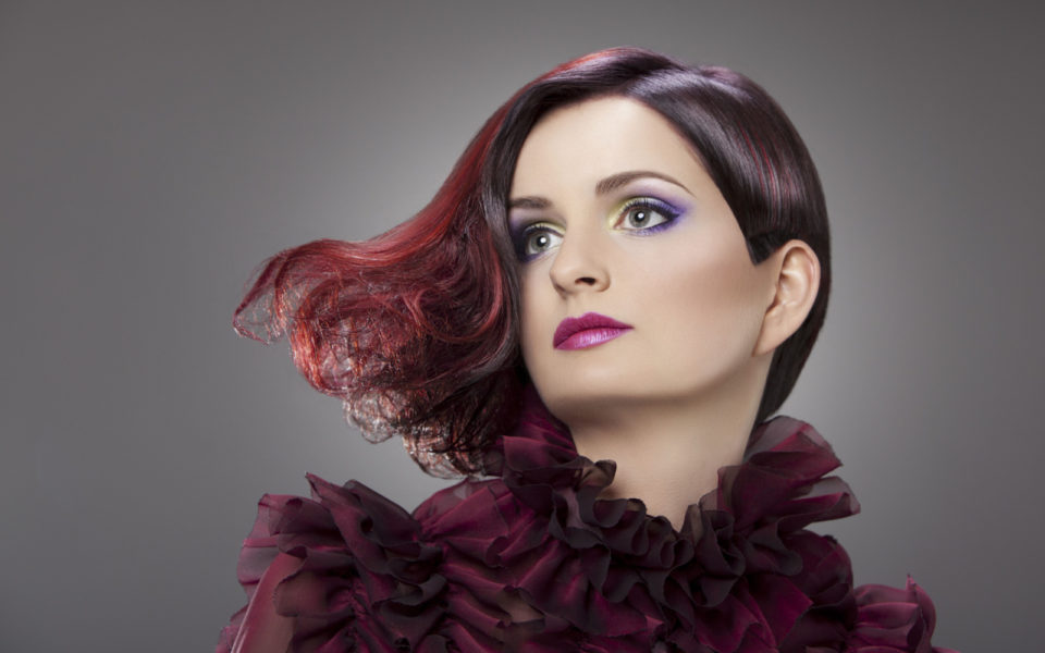 20 Flattering Red Highlights Ideas to Energize Your Color