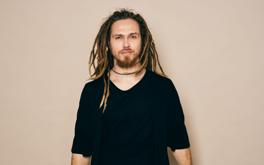 What Is the Best Size Locs for Fine Hair? | Complete Guide