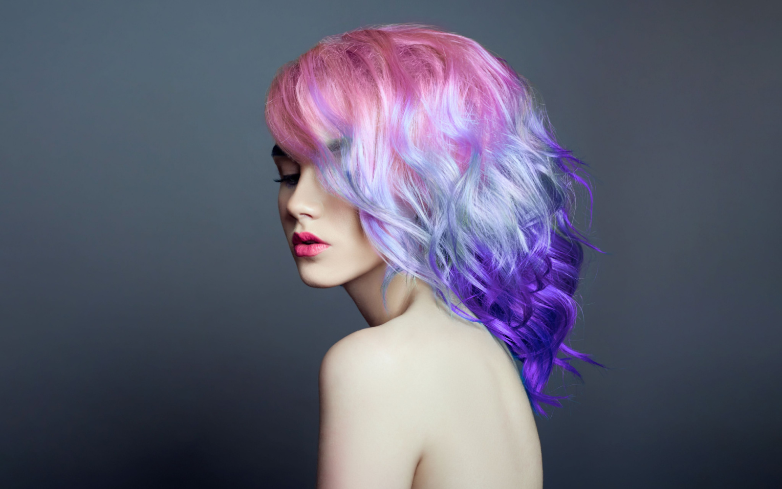 20 Unnatural Hair Colors for Pale Skin Trending in 2022